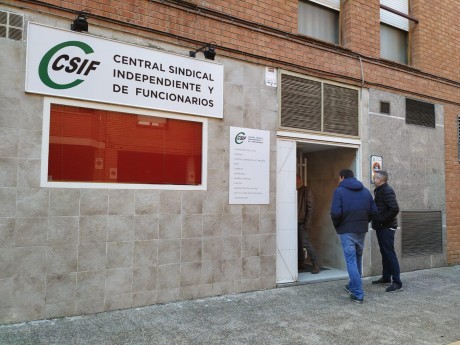 inaugurada la nueva sede de csif en calatayud